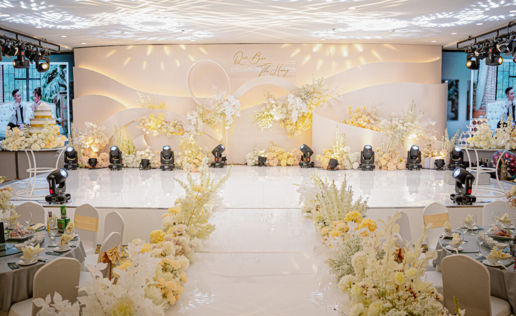 Trang chủ - Trung tâm Tiệc cưới & Hội nghị Mipec Palace